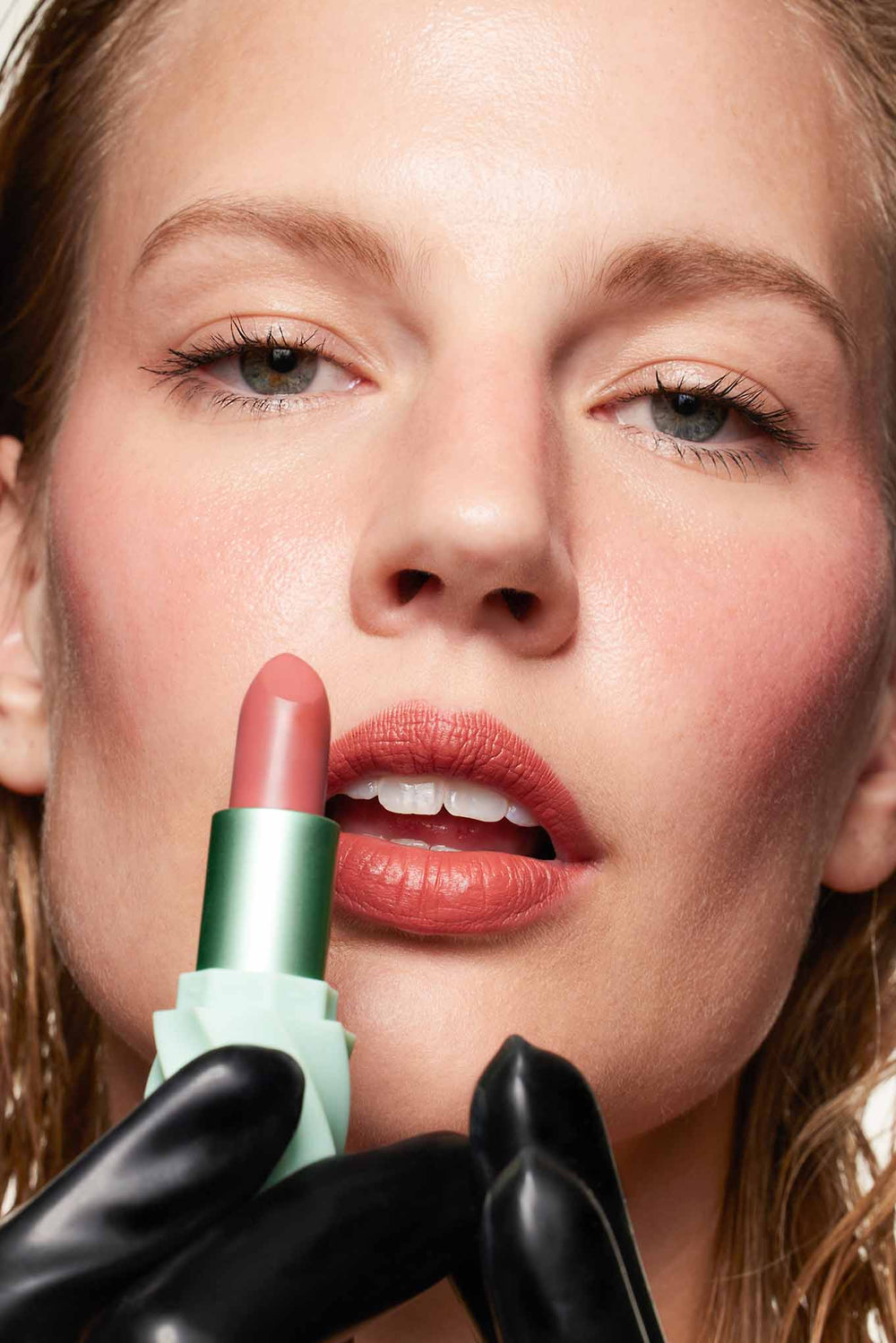 QUEEN MUSIA Matte Crème Lipstick